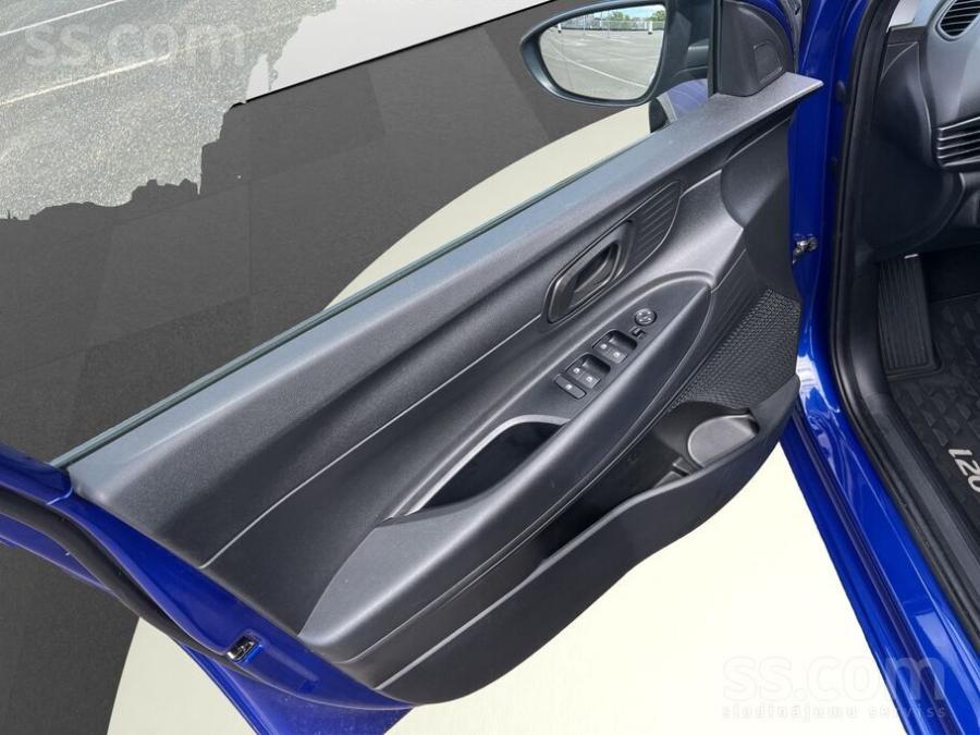 Zils Hyundai i20 2021 Rīga, ar dzinēja tilpumu 1.00 L un nobraukumu 17 tūkst. km par 13790 €, foto 13 vietnē AUTOMOTO.COM.LV