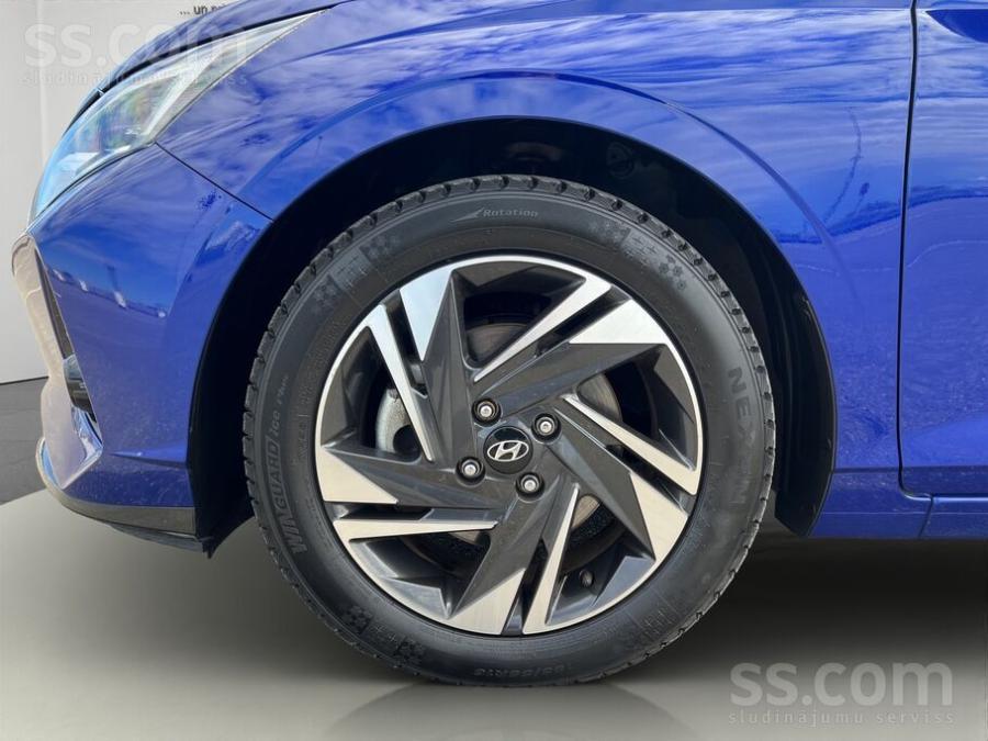 Zils Hyundai i20 2021 Rīga, ar dzinēja tilpumu 1.00 L un nobraukumu 17 tūkst. km par 13790 €, foto 19 vietnē AUTOMOTO.COM.LV
