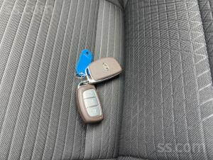 Zils Hyundai i20 2021 Rīga, ar dzinēja tilpumu 1.00 L un nobraukumu 17 tūkst. km par 13790 €, foto 20 vietnē AUTOMOTO.COM.LV
