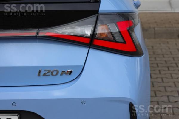 Zils Hyundai i20 2021 Rīga, ar dzinēja tilpumu 1.60 L un nobraukumu 0 tūkst. km par 19995 €, foto 9 vietnē AUTOMOTO.COM.LV