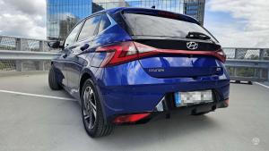 Blue Hyundai i20 2021 in Vilnius, with an engine capacity of 1.00 L and mileage of 62 thousand km for 14900 €, photo 9 on AUTOMOTO.COM.LV