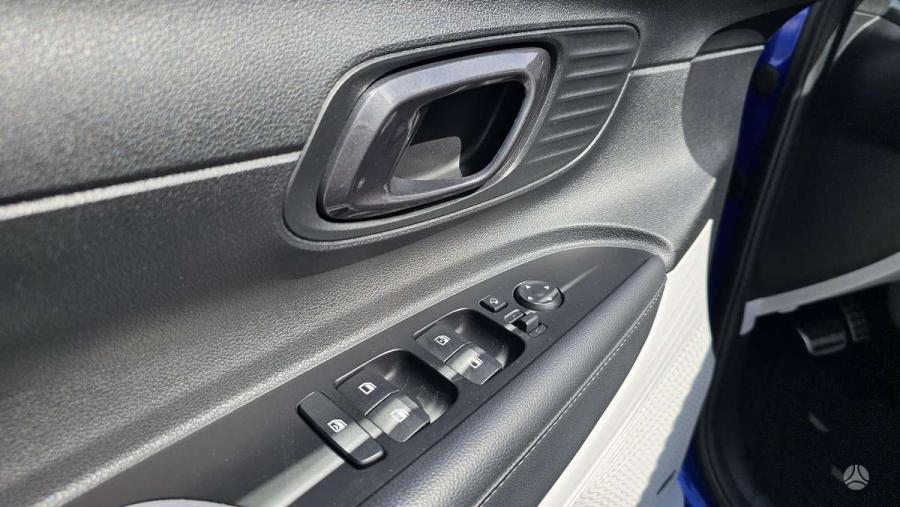 Blue Hyundai i20 2021 in Vilnius, with an engine capacity of 1.00 L and mileage of 62 thousand km for 14900 €, photo 20 on AUTOMOTO.COM.LV
