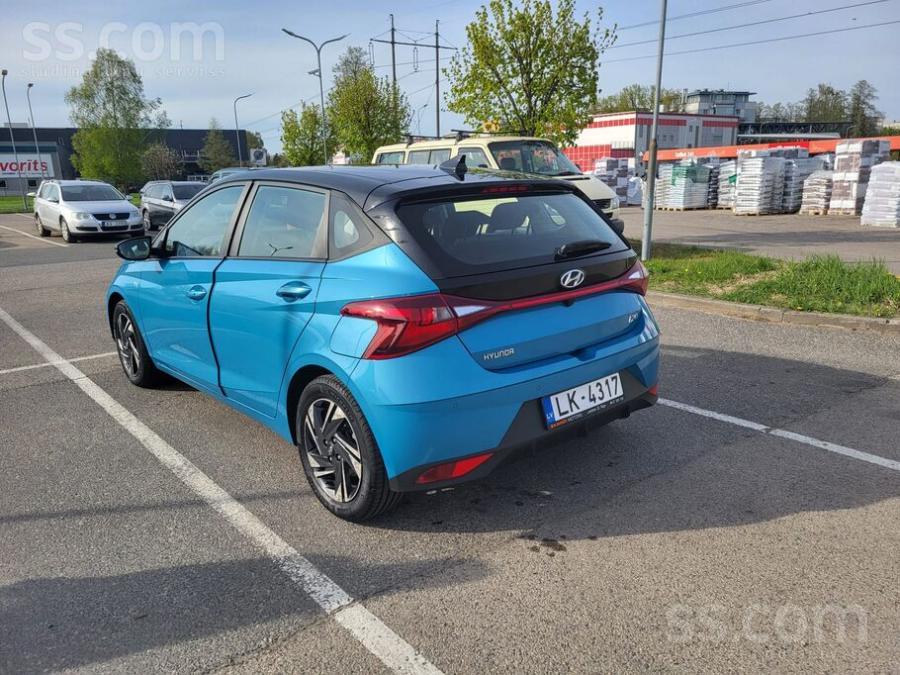Zils Hyundai i20 2022 Rīga, ar dzinēja tilpumu 1.00 L un nobraukumu 47 tūkst. km par 13200 €, foto 4 vietnē AUTOMOTO.COM.LV