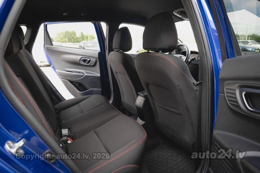 Zils Hyundai i20 2022 Tartu, ar dzinēja tilpumu 1.00 L un nobraukumu 57 tūkst. km par 15900 €, foto 15 vietnē AUTOMOTO.COM.LV