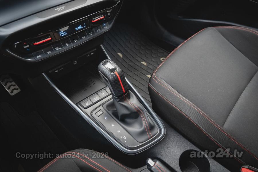 Zils Hyundai i20 2022 Tartu, ar dzinēja tilpumu 1.00 L un nobraukumu 57 tūkst. km par 15900 €, foto 20 vietnē AUTOMOTO.COM.LV