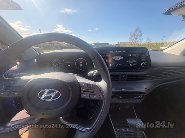 Zils Hyundai i20 2023 Tallina, ar dzinēja tilpumu 1.00 L un nobraukumu 29 tūkst. km par 14999 €, foto 6 vietnē AUTOMOTO.COM.LV