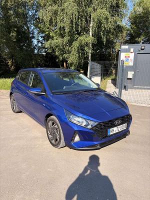 Zils Hyundai i20 2023 Marijampole, ar dzinēja tilpumu 1.00 L un nobraukumu 63 tūkst. km par 10500 €, foto 7 vietnē AUTOMOTO.COM.LV