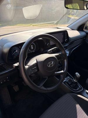 Zils Hyundai i20 2023 Marijampole, ar dzinēja tilpumu 1.00 L un nobraukumu 63 tūkst. km par 10500 €, foto 12 vietnē AUTOMOTO.COM.LV