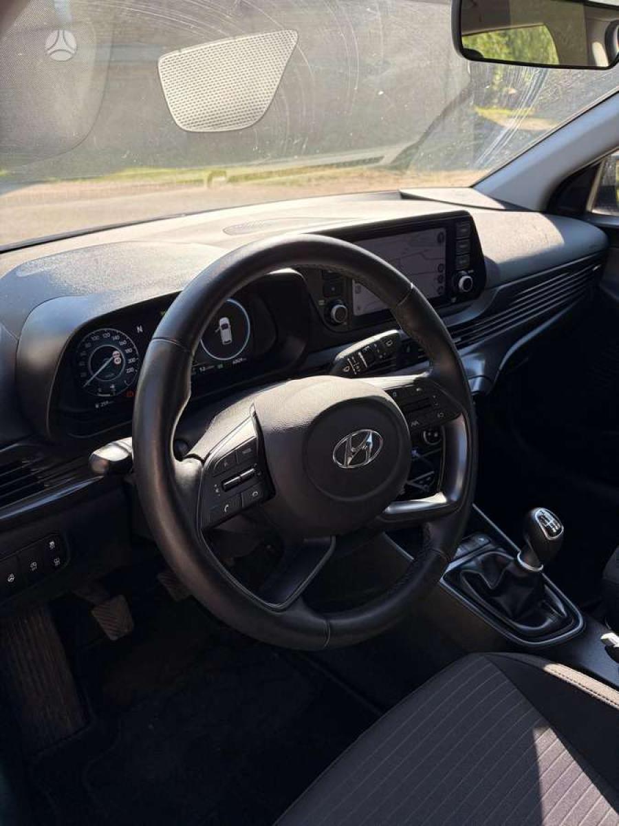 Zils Hyundai i20 2023 Marijampole, ar dzinēja tilpumu 1.00 L un nobraukumu 63 tūkst. km par 10500 €, foto 12 vietnē AUTOMOTO.COM.LV