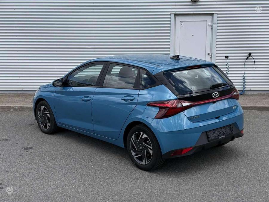 Zils Hyundai i20 2023 Viļņa, ar dzinēja tilpumu 1.00 L un nobraukumu 57 tūkst. km par 15950 €, foto 5 vietnē AUTOMOTO.COM.LV
