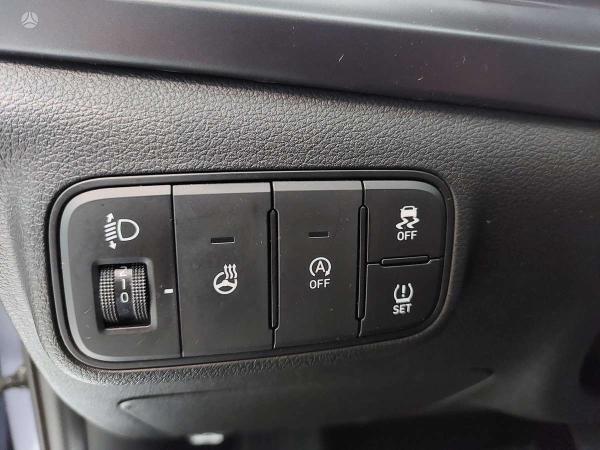 Blue Hyundai i20 2024 in Kaunas, with an engine capacity of 1.00 L and mileage of 28 thousand km for 17180 €, photo 11 on AUTOMOTO.COM.LV
