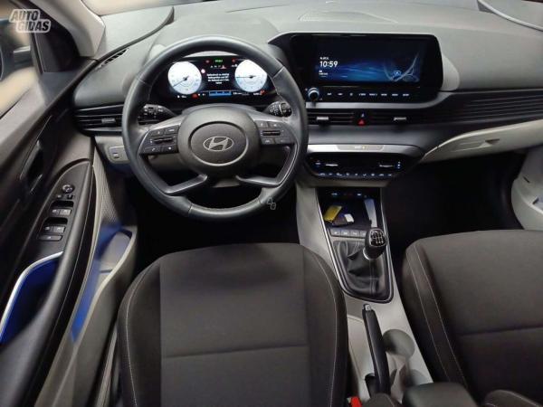 Zils Hyundai i20 2025 Kauņa, ar dzinēja tilpumu 1.00 L un nobraukumu 17 tūkst. km par 23420 €, foto 8 vietnē AUTOMOTO.COM.LV