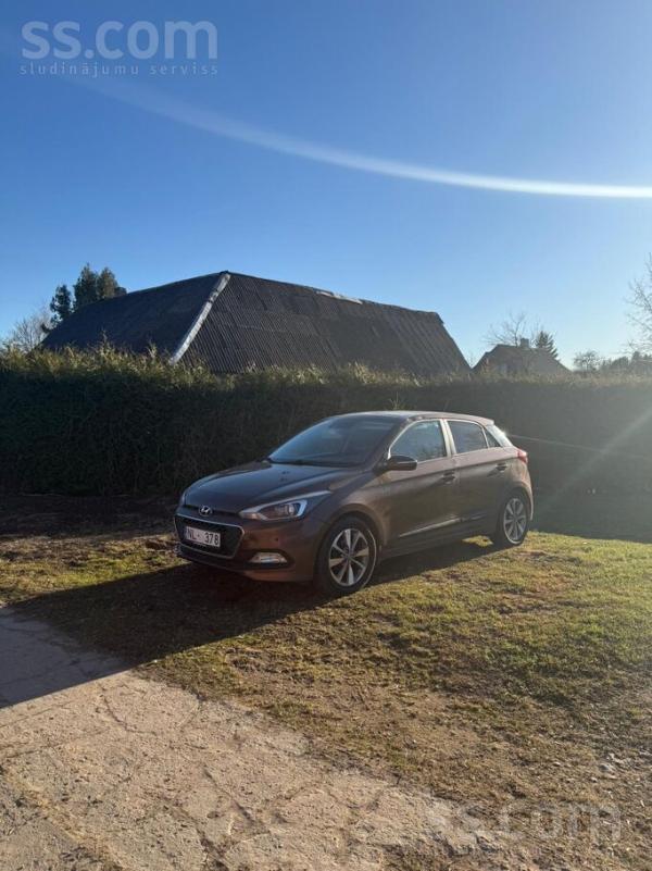 Brūns Hyundai i20 2014 Bauska, ar dzinēja tilpumu 1.10 L un nobraukumu 129 tūkst. km par 4000 €, foto 1 vietnē AUTOMOTO.COM.LV
