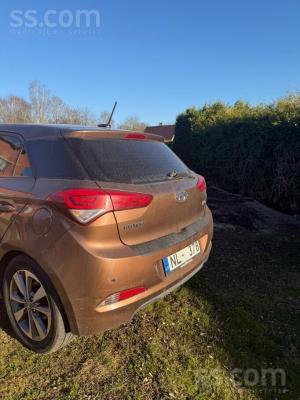 Brūns Hyundai i20 2014 Bauska, ar dzinēja tilpumu 1.10 L un nobraukumu 129 tūkst. km par 4000 €, foto 5 vietnē AUTOMOTO.COM.LV