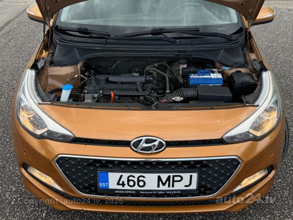 Brown Hyundai i20 2015 in Tartu, with an engine capacity of 1.40 L and mileage of 87 thousand km for 7999 €, photo 5 on AUTOMOTO.COM.LV