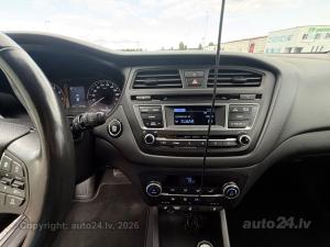 Brown Hyundai i20 2015 in Tartu, with an engine capacity of 1.40 L and mileage of 87 thousand km for 7999 €, photo 9 on AUTOMOTO.COM.LV