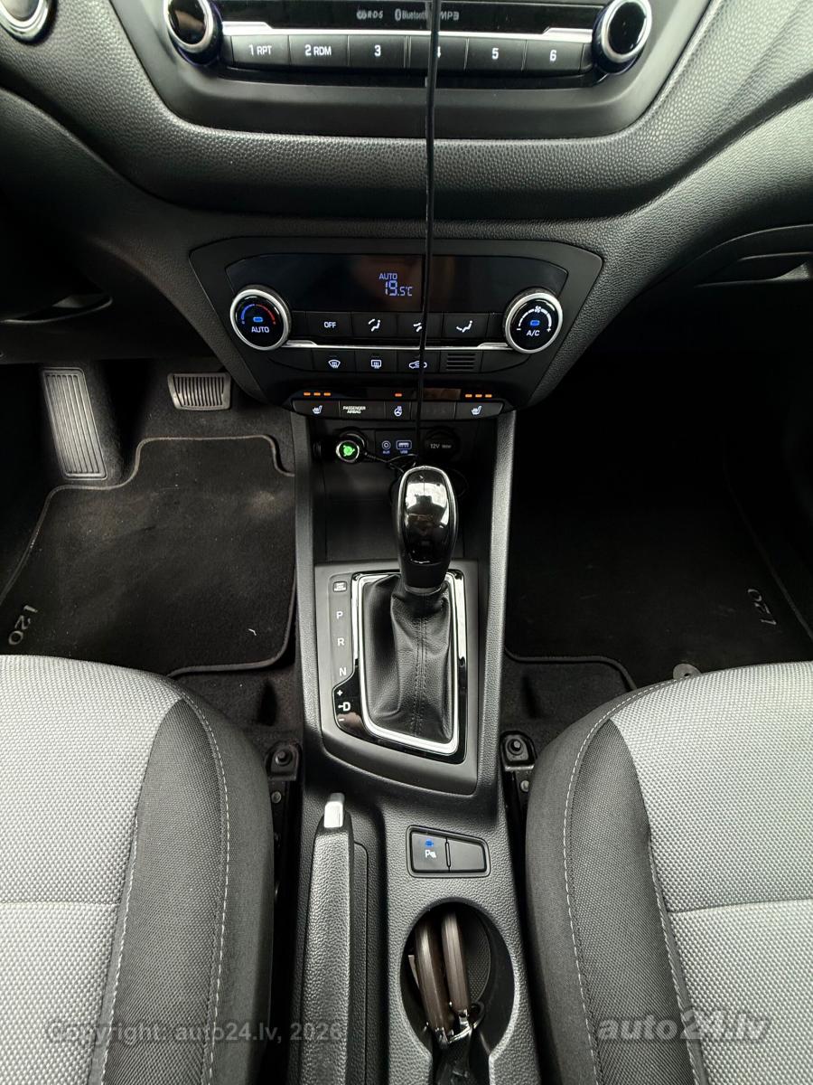 Brown Hyundai i20 2015 in Tartu, with an engine capacity of 1.40 L and mileage of 87 thousand km for 7999 €, photo 10 on AUTOMOTO.COM.LV