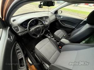 Brown Hyundai i20 2015 in Tartu, with an engine capacity of 1.40 L and mileage of 87 thousand km for 7999 €, photo 13 on AUTOMOTO.COM.LV