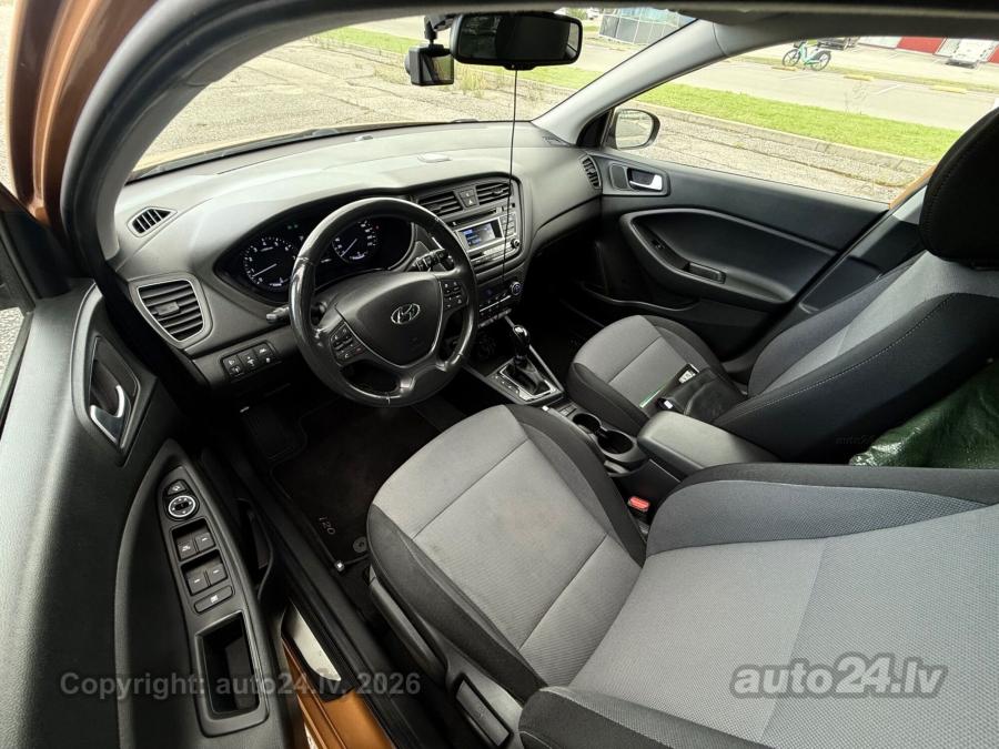 Brown Hyundai i20 2015 in Tartu, with an engine capacity of 1.40 L and mileage of 87 thousand km for 7999 €, photo 13 on AUTOMOTO.COM.LV