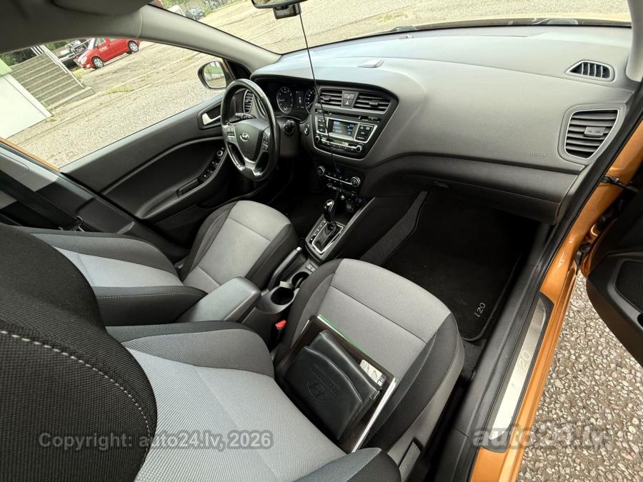 Brown Hyundai i20 2015 in Tartu, with an engine capacity of 1.40 L and mileage of 87 thousand km for 7999 €, photo 17 on AUTOMOTO.COM.LV
