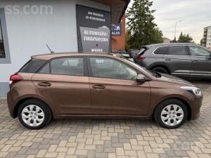 Коричневый Хендай и20 2015 в Талси, объемом двигателя 1.40 л и пробегом 246 тыс. км за 6450 €, фото 3 на AUTOMOTO.COM.LV