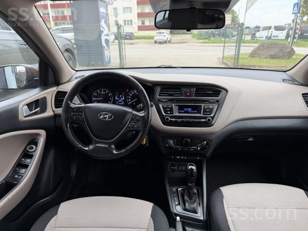 Brown Hyundai i20 2015 in Talsi, with an engine capacity of 1.40 L and mileage of 246 thousand km for 6450 €, photo 8 on AUTOMOTO.COM.LV