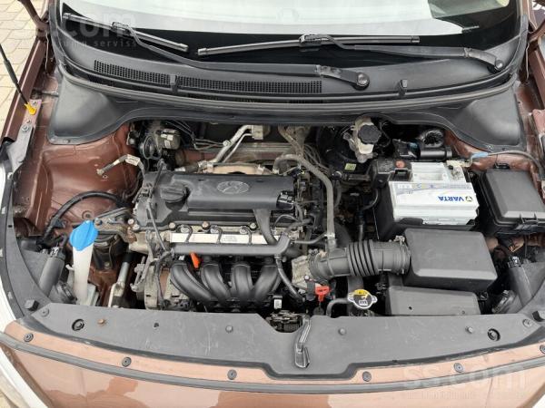 Brown Hyundai i20 2015 in Talsi, with an engine capacity of 1.40 L and mileage of 246 thousand km for 6450 €, photo 11 on AUTOMOTO.COM.LV
