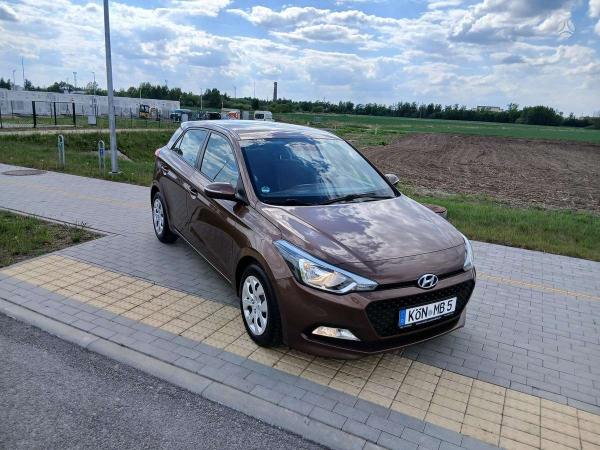 Brūns Hyundai i20 2016 Marijampole, ar dzinēja tilpumu 1.12 L un nobraukumu 152 tūkst. km par 5150 €, foto 8 vietnē AUTOMOTO.COM.LV