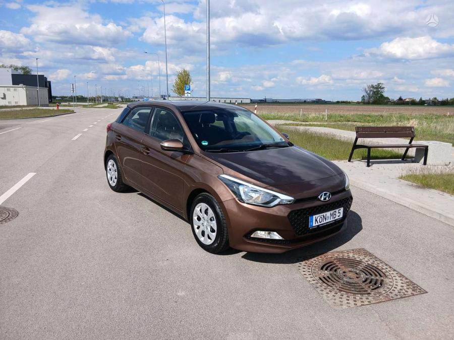 Brūns Hyundai i20 2016 Marijampole, ar dzinēja tilpumu 1.12 L un nobraukumu 152 tūkst. km par 5150 €, foto 12 vietnē AUTOMOTO.COM.LV