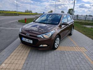 Brūns Hyundai i20 2016 Marijampole, ar dzinēja tilpumu 1.12 L un nobraukumu 152 tūkst. km par 5150 €, foto 13 vietnē AUTOMOTO.COM.LV