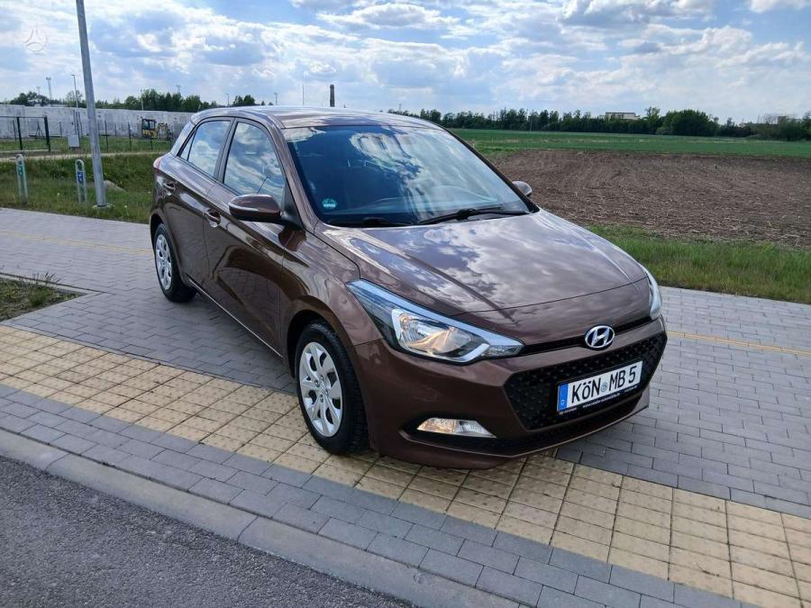 Brūns Hyundai i20 2016 Marijampole, ar dzinēja tilpumu 1.12 L un nobraukumu 152 tūkst. km par 5150 €, foto 14 vietnē AUTOMOTO.COM.LV