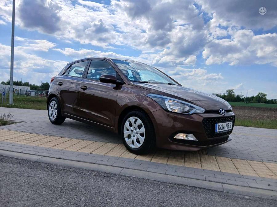 Brūns Hyundai i20 2016 Marijampole, ar dzinēja tilpumu 1.12 L un nobraukumu 152 tūkst. km par 5150 €, foto 16 vietnē AUTOMOTO.COM.LV
