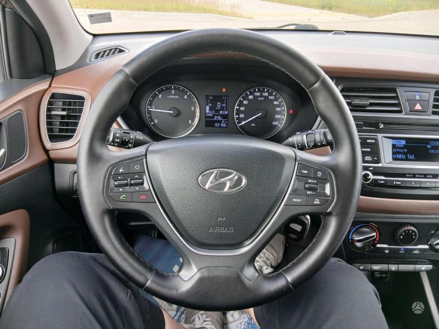 Brūns Hyundai i20 2016 Marijampole, ar dzinēja tilpumu 1.12 L un nobraukumu 152 tūkst. km par 5150 €, foto 29 vietnē AUTOMOTO.COM.LV