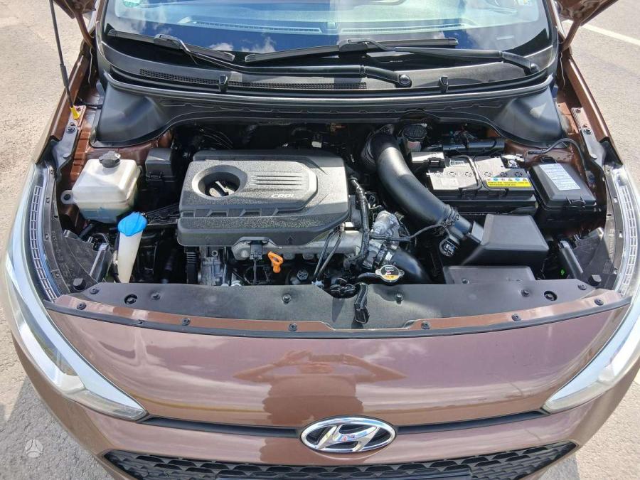 Brūns Hyundai i20 2016 Marijampole, ar dzinēja tilpumu 1.12 L un nobraukumu 152 tūkst. km par 5150 €, foto 40 vietnē AUTOMOTO.COM.LV