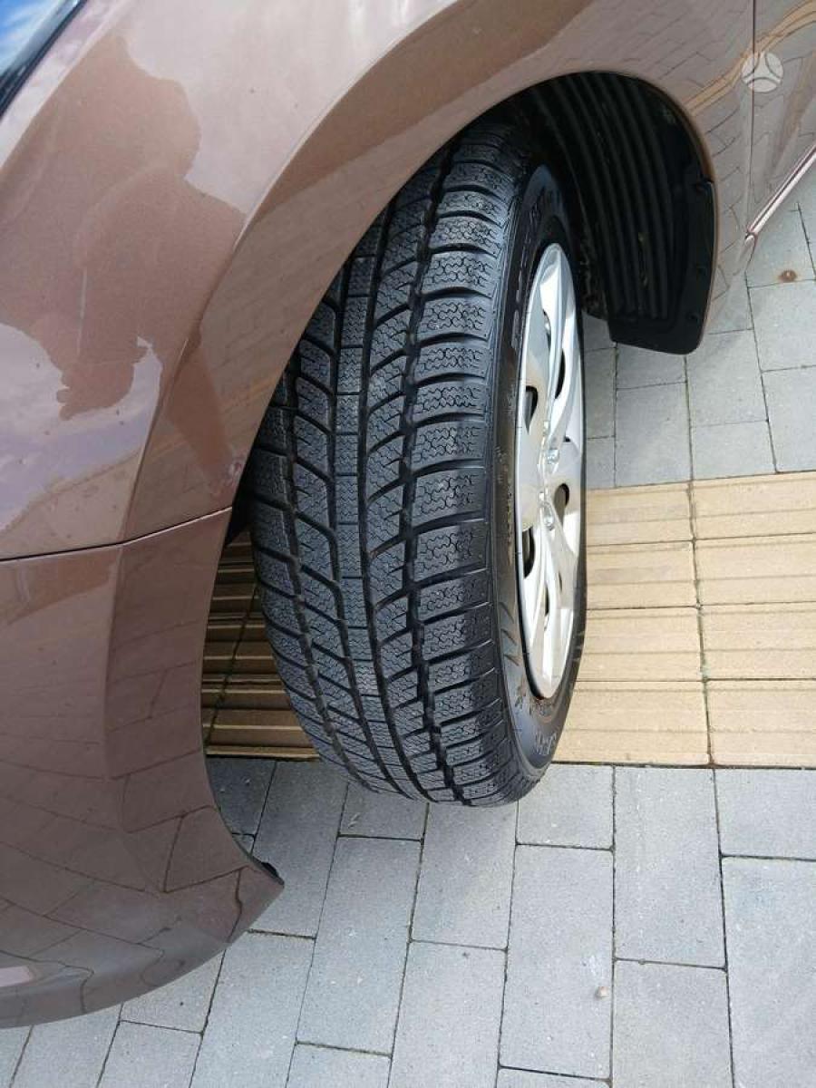 Brūns Hyundai i20 2016 Marijampole, ar dzinēja tilpumu 1.12 L un nobraukumu 152 tūkst. km par 5150 €, foto 41 vietnē AUTOMOTO.COM.LV