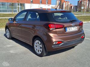 Brūns Hyundai i20 2019 Klaipėda, ar dzinēja tilpumu 1.00 L un nobraukumu 81 tūkst. km par 7999 €, foto 5 vietnē AUTOMOTO.COM.LV