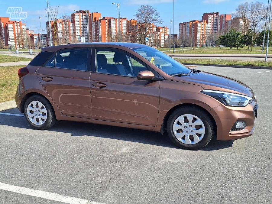 Brūns Hyundai i20 2019 Klaipėda, ar dzinēja tilpumu 1.00 L un nobraukumu 81 tūkst. km par 7999 €, foto 6 vietnē AUTOMOTO.COM.LV