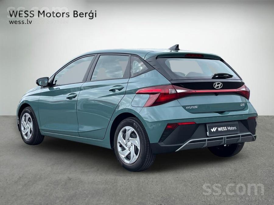 Green Hyundai i20 2025 in Riga, with an engine capacity of 1.20 L and mileage of 9 thousand km for 16990 €, photo 25 on AUTOMOTO.COM.LV