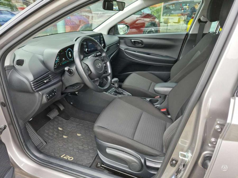 Pelēks Hyundai i20 2022 Viļņa, ar dzinēja tilpumu 1.00 L un nobraukumu 67 tūkst. km par 13500 €, foto 9 vietnē AUTOMOTO.COM.LV