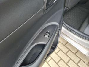 Pelēks Hyundai i20 2022 Viļņa, ar dzinēja tilpumu 1.00 L un nobraukumu 67 tūkst. km par 13500 €, foto 24 vietnē AUTOMOTO.COM.LV