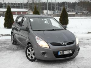 Grey Hyundai i20 2011 in Riga, with an engine capacity of 1.40 L and mileage of 160 thousand km for 3150 €, photo 4 on AUTOMOTO.COM.LV