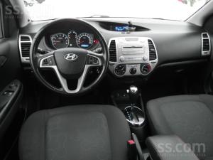 Grey Hyundai i20 2011 in Riga, with an engine capacity of 1.40 L and mileage of 160 thousand km for 3150 €, photo 9 on AUTOMOTO.COM.LV