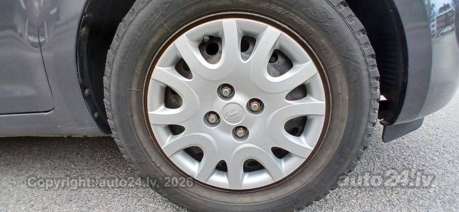 Grey Hyundai i20 2011 in Tallinn, with an engine capacity of 1.40 L and mileage of 195 thousand km for 2700 €, photo 17 on AUTOMOTO.COM.LV