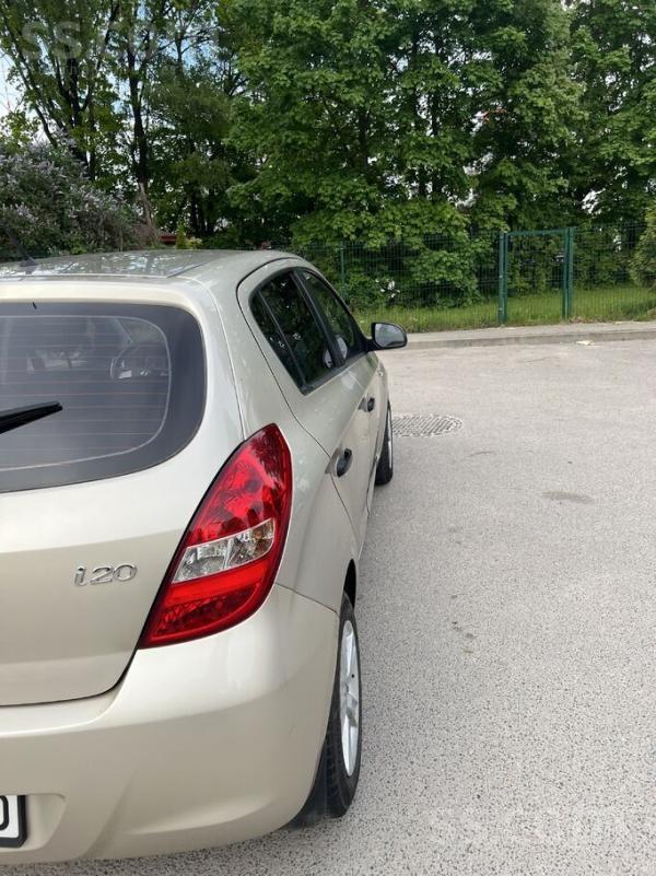Grey Hyundai i20 2011 in Riga, with an engine capacity of 1.20 L and mileage of 147 thousand km for 2000 €, photo 6 on AUTOMOTO.COM.LV