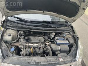 Grey Hyundai i20 2011 in Riga, with an engine capacity of 1.20 L and mileage of 147 thousand km for 2000 €, photo 12 on AUTOMOTO.COM.LV