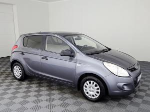 Серый Хендай и20 2012 в Таллин, объемом двигателя 1.20 л и пробегом 185 тыс. км за 1599 €, фото  на AUTOMOTO.COM.LV