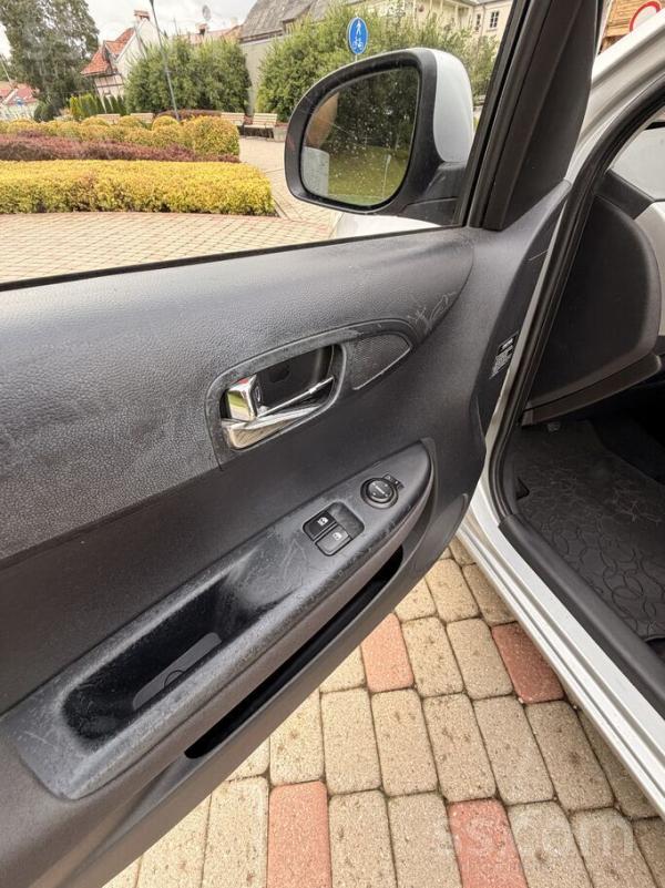 Pelēks Hyundai i20 2012 Talsi, ar dzinēja tilpumu 1.40 L un nobraukumu 225 tūkst. km par 1700 €, foto 10 vietnē AUTOMOTO.COM.LV