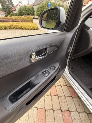 Pelēks Hyundai i20 2012 Talsi, ar dzinēja tilpumu 1.40 L un nobraukumu 225 tūkst. km par 1700 €, foto 10 vietnē AUTOMOTO.COM.LV