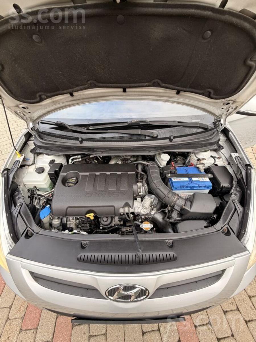 Pelēks Hyundai i20 2012 Talsi, ar dzinēja tilpumu 1.40 L un nobraukumu 225 tūkst. km par 1700 €, foto 15 vietnē AUTOMOTO.COM.LV