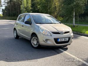 Pelēks Hyundai i20 2012 Tallina, ar dzinēja tilpumu 1.20 L un nobraukumu 155 tūkst. km par 2899 €, foto  vietnē AUTOMOTO.COM.LV